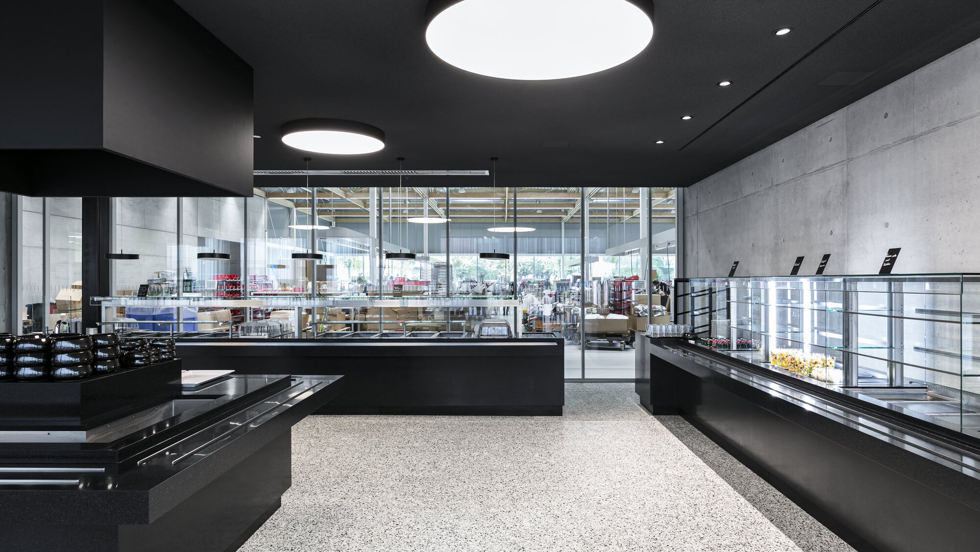 Lighting for the dining hall and cafeteria | XAL