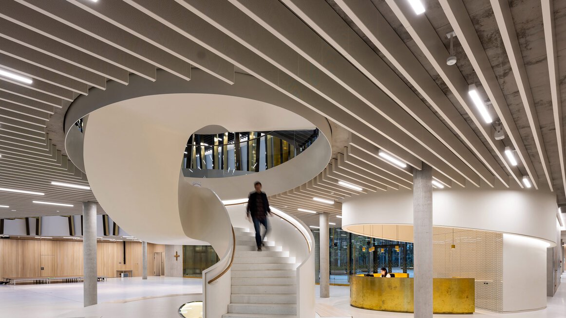 Maria-Ward-School | Public lighting | XAL