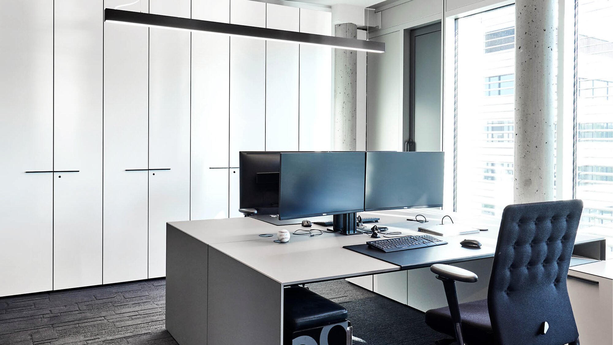 Lighting for workplaces | XAL
