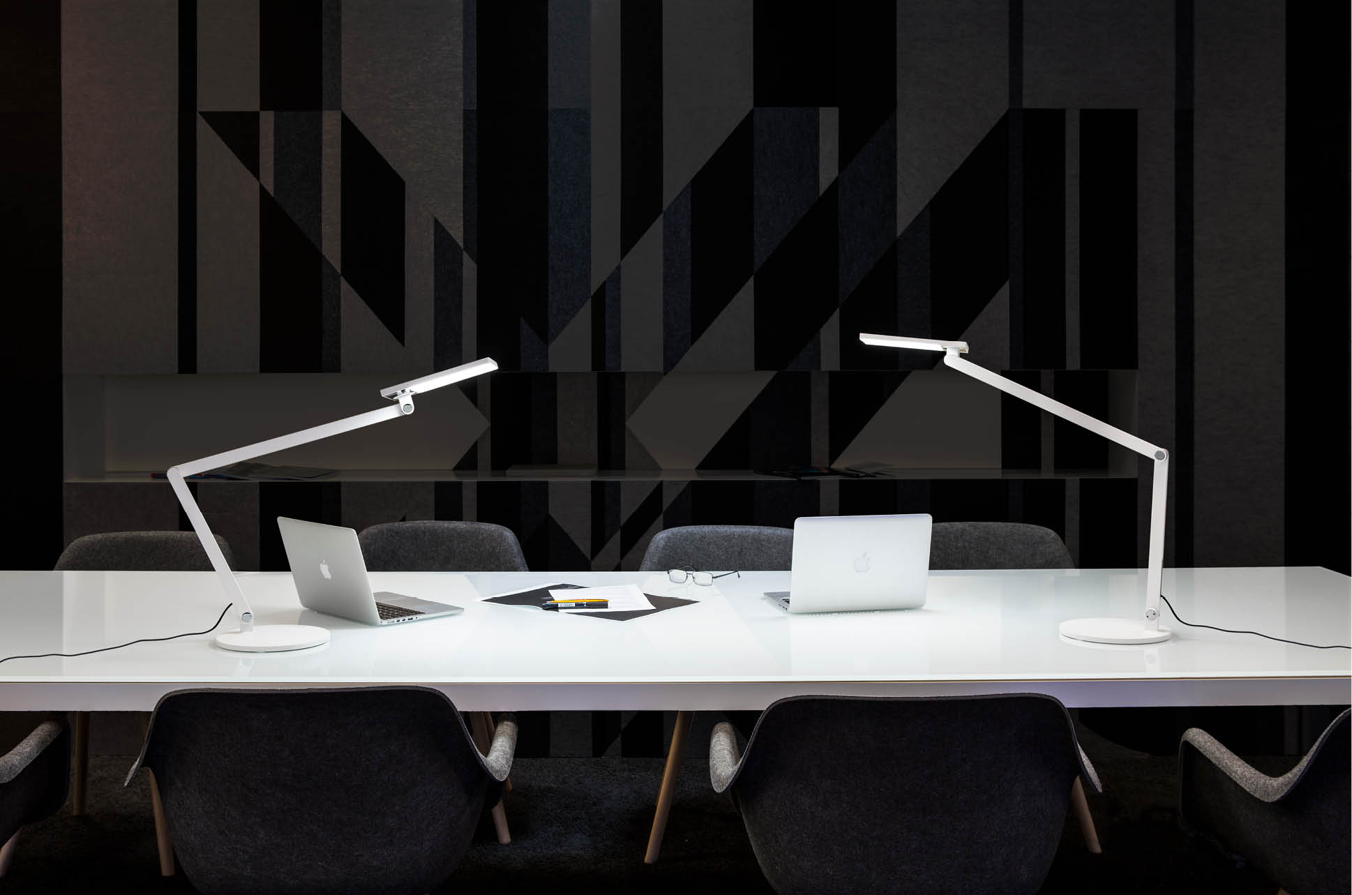 TASK, ultra-slim office lighting series - Luminaire | XAL