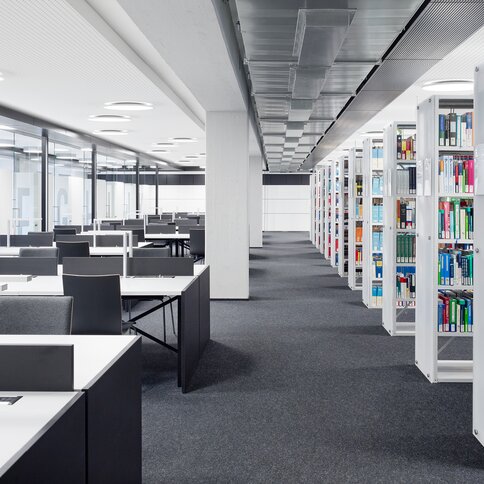 Lighting for the library | XAL