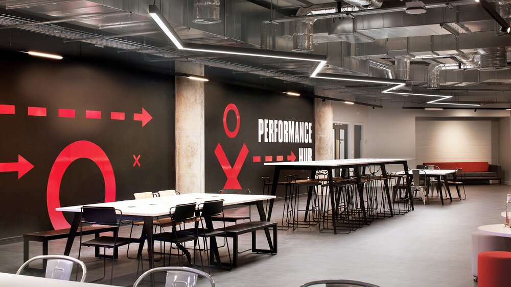 Lighting for the dining hall and cafeteria | XAL