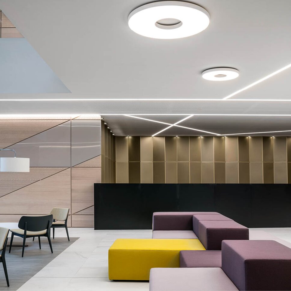 Reception lighting: light that welcomes | XAL