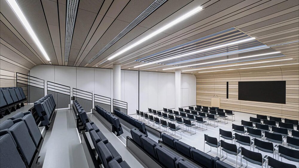 Lighting for the lecture hall and auditorium | XAL