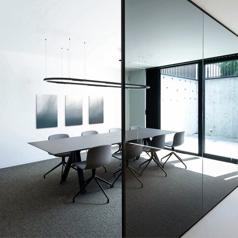 Lighting for conference and meeting rooms | XAL