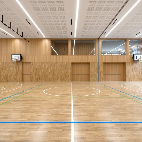 Lighting for sports halls | XAL