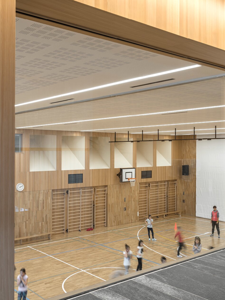 Ball proof luminaires - Safe lighting for sports facilities. | XAL