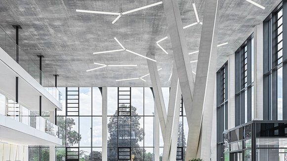 Headquarter Cement | Office lighting | XAL