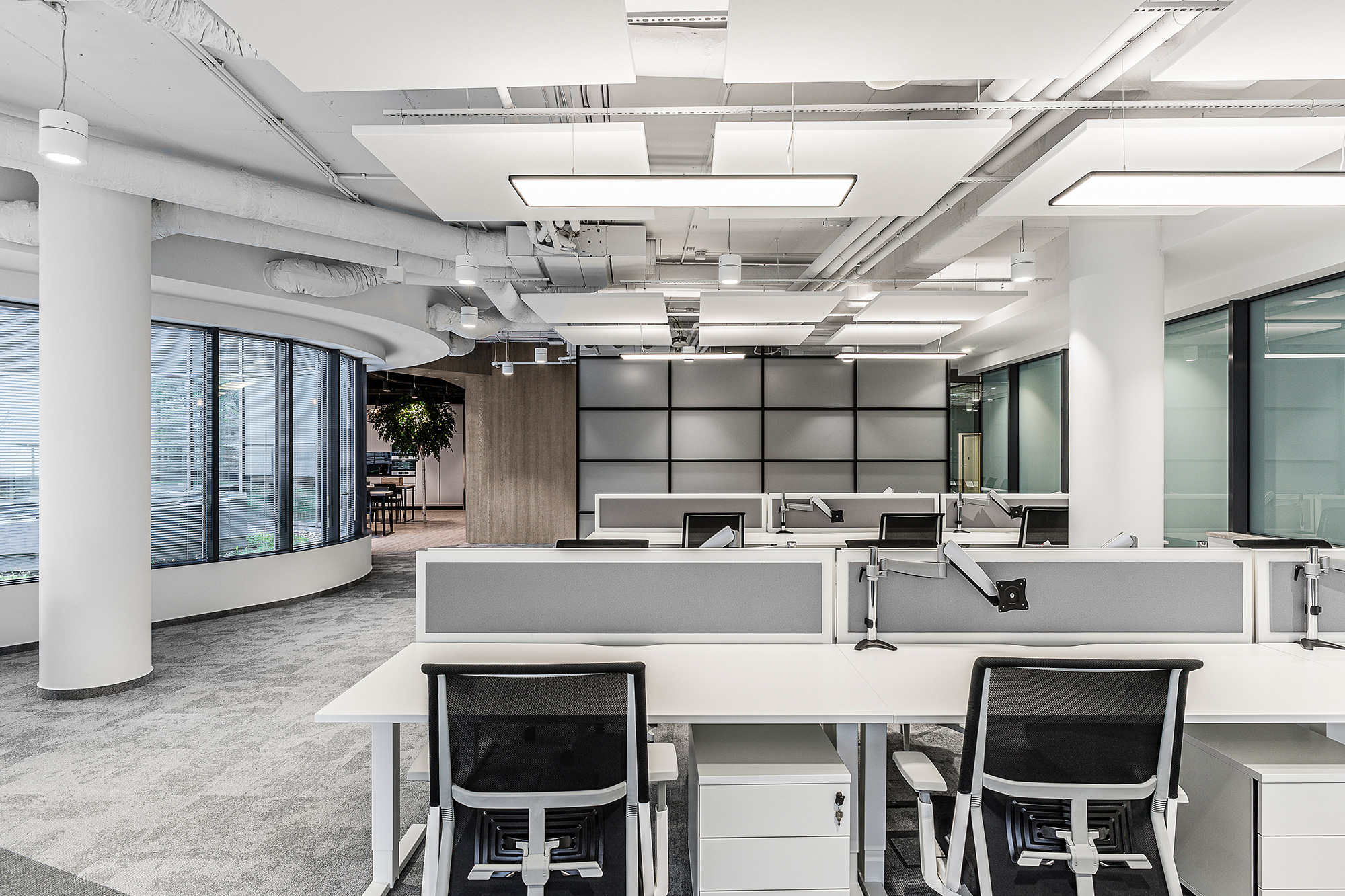 TASK, ultra-slim office lighting series - Luminaire | XAL